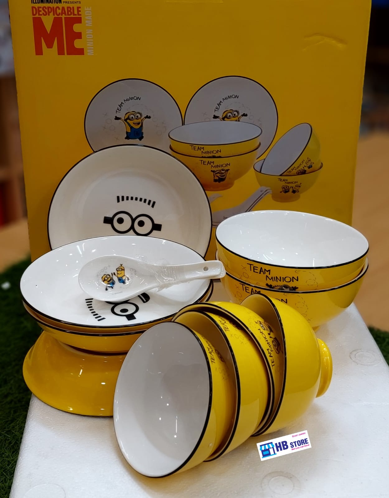 Official Minions "Stuart" Ceramic Dinnerware Set – HBStore